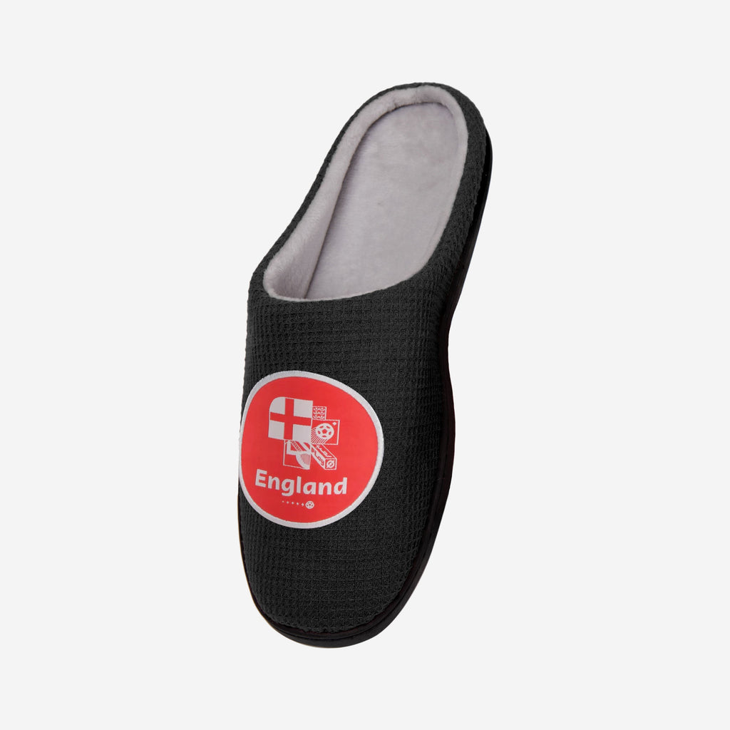 England FIFA World Cup Qatar 2022 Memory Foam Slipper FOCO | UK